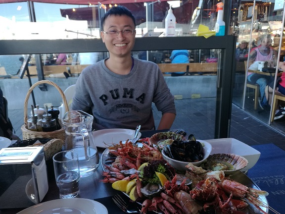 Homepage - Yu-Xiao Guo